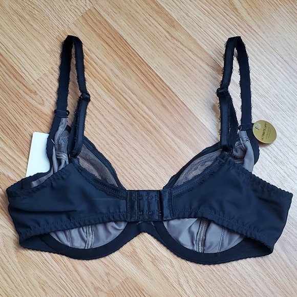 Wacoal | Intimates & Sleepwear | Nwt Wacoal Lifted In Luxury Underwire ...